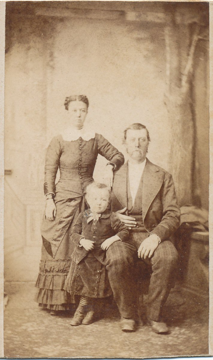 Sandi's Family History Blog: Photos of Couples, 1852-1974