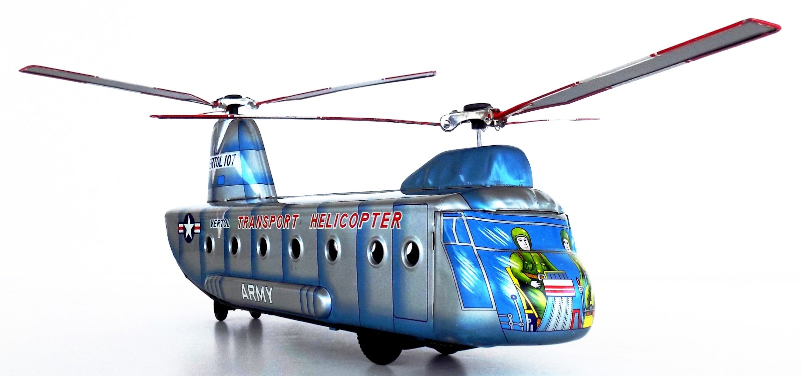 Toys and Stuff: Japan - Daiya Tin-litho Vertol 107 (CH-47 Chinook ...