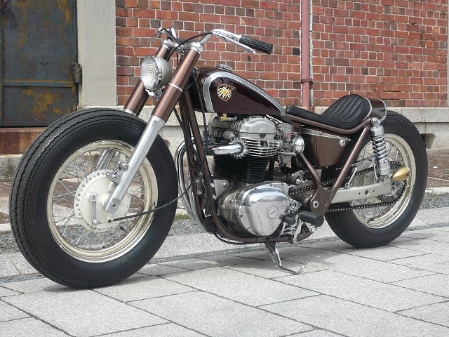 Angeland Thrills: Kawasaki W650 Bobber by Gravel Crew