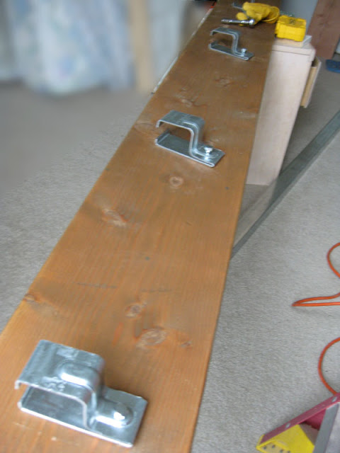 How to Install a Sliding Barn Door - Part 1 - The Track - Remodelando ...