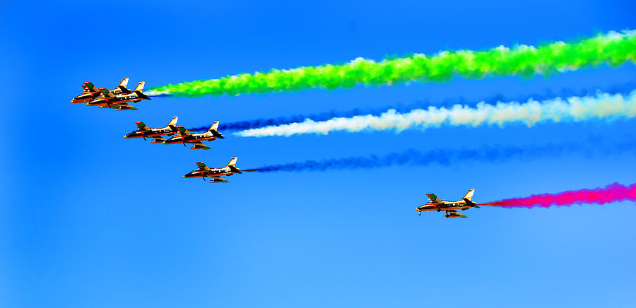 DINK: Flying Colors!