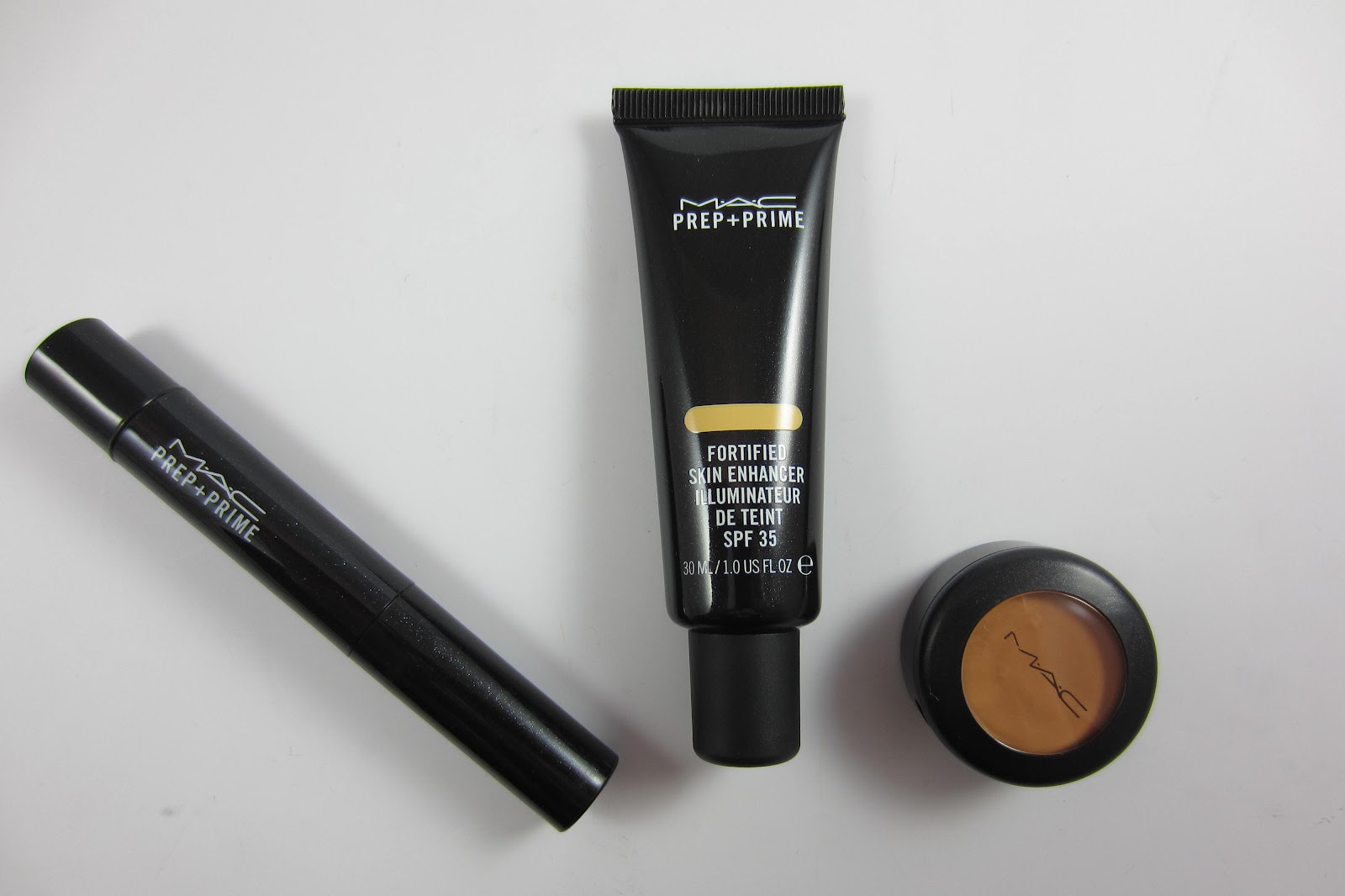 Bella and Robot: Birthday Mac Makeover – Kim Kardashian Make Up Tutorial