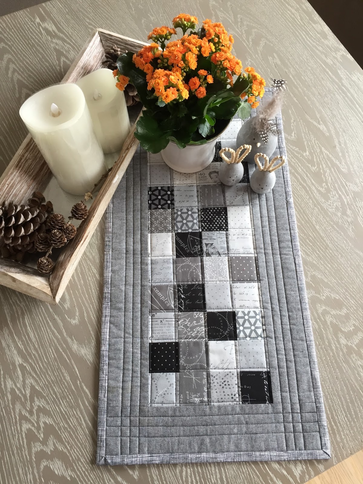 Anne Marie´s Quilt: 2 new table runners and a lovely lunch with a dear ...