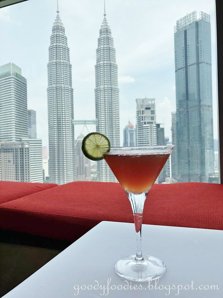 GoodyFoodies: SkyBar at Traders Hotel, Kuala Lumpur: Best Rooftop Bar ...