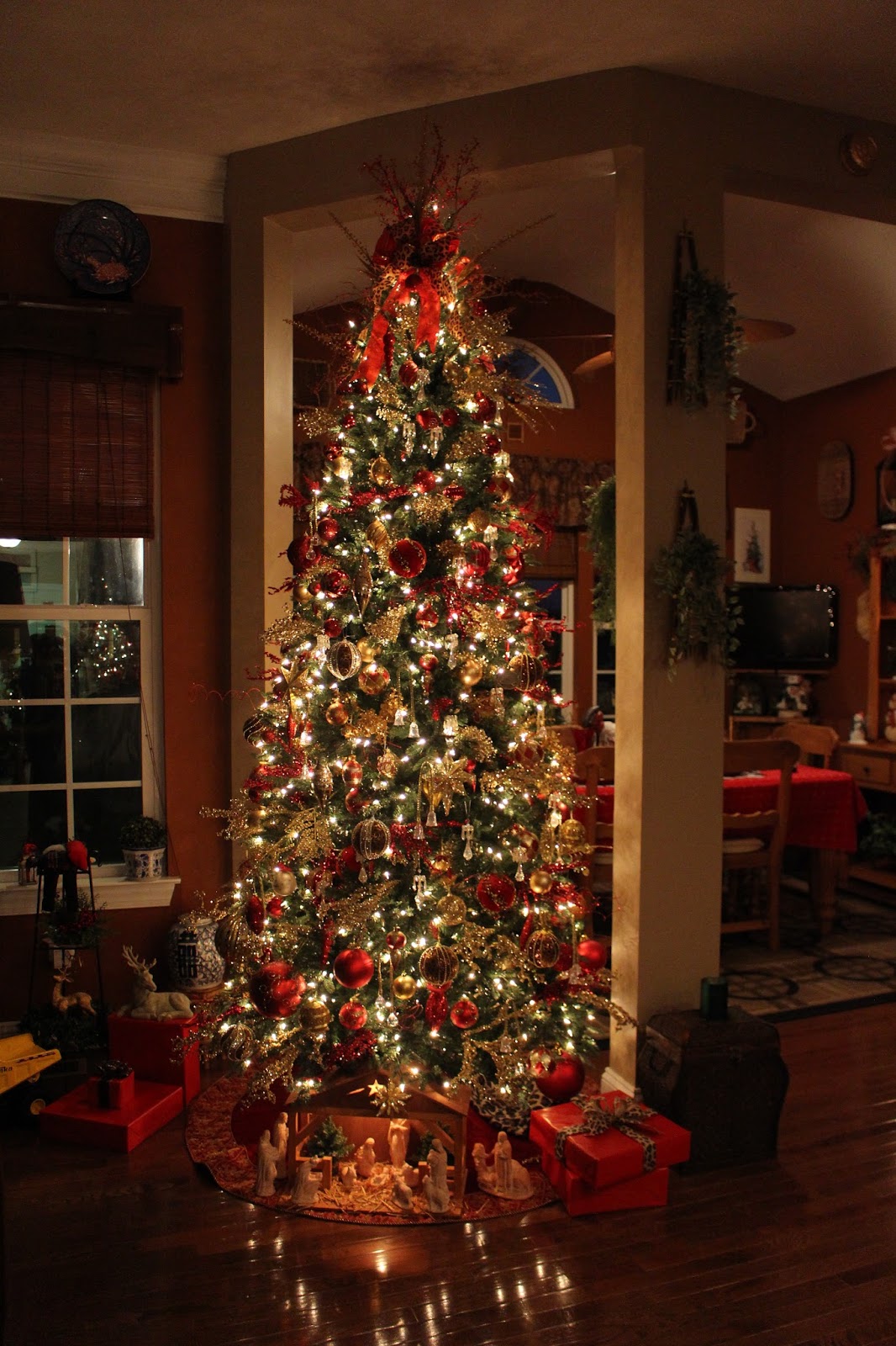 Designs by Pinky: The STAR of the Christmas Decorations