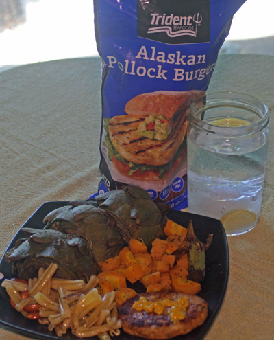 Richard Reviews Everything : Trident Sea Foods Alaskan Pollock Burger