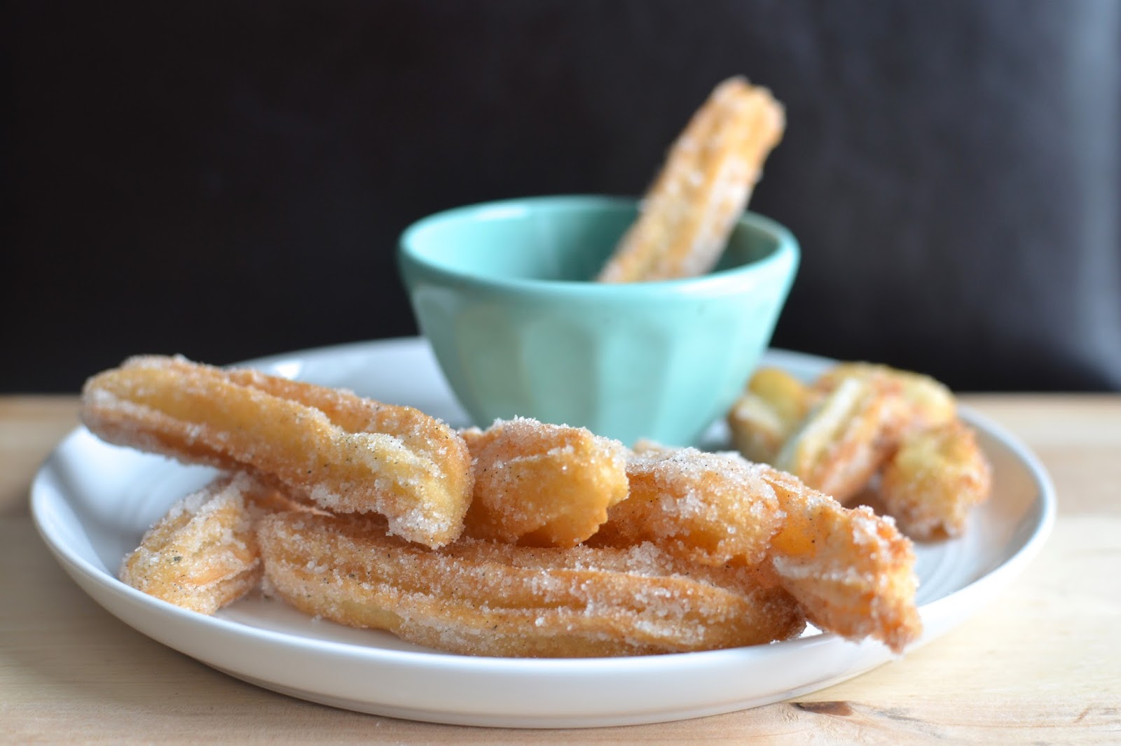 Playing with Flour: Churros with vanilla-sugar and chocolate sauce