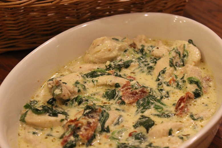 Pui toscan in sos cremos cu usturoi ~ Călătorii și Bucătăreli