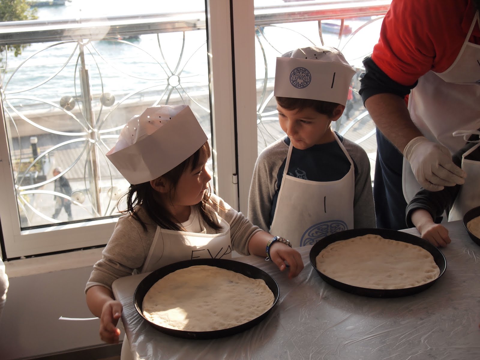 Baby Eva's Life Journal: Pizza Express Pizza Making Party