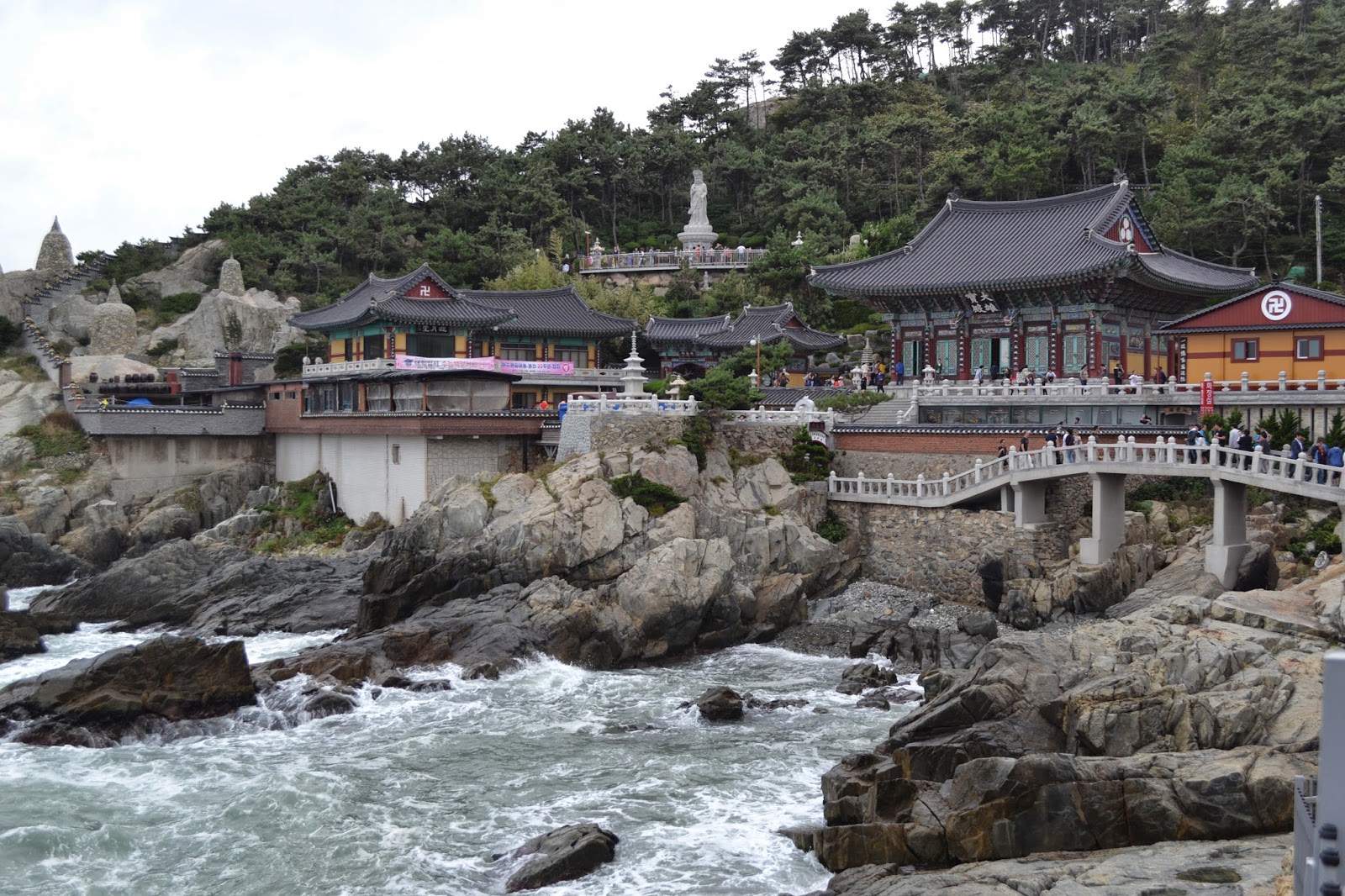 Kelli in Japan: Haedong Yonggungsa Temple 해동 용궁사 (Busan, South Korea)
