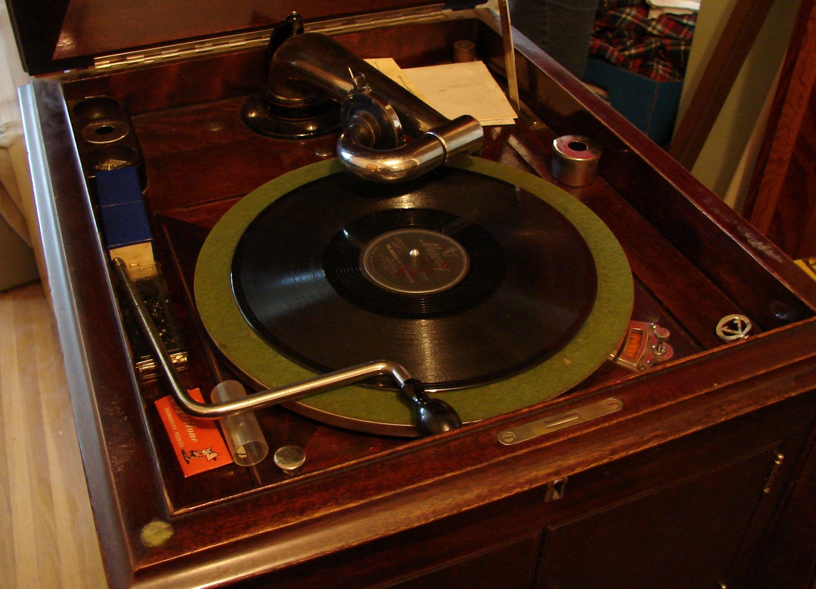Color My World: The Victrola