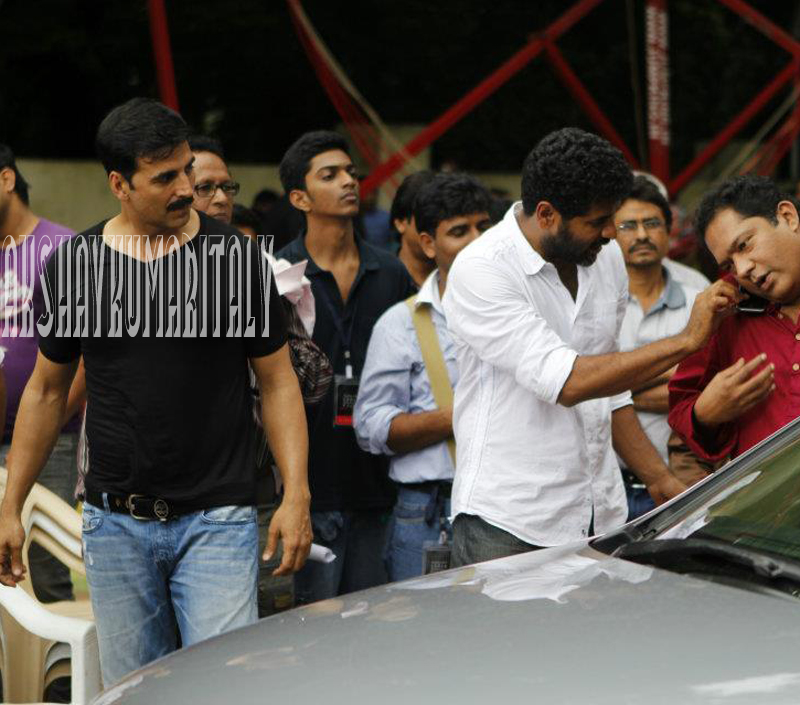 Akshay Kumar Italy: UNSEEN PHOTOS of Akshay Kumar on Rowdy Rathore sets