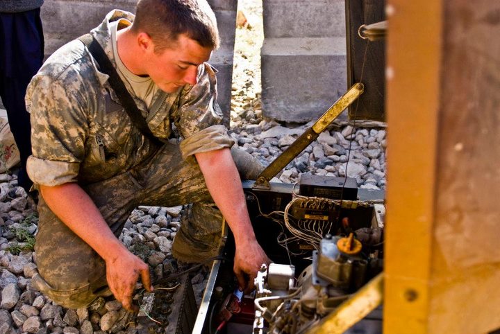 Waiting BD: US Army Mechanics!