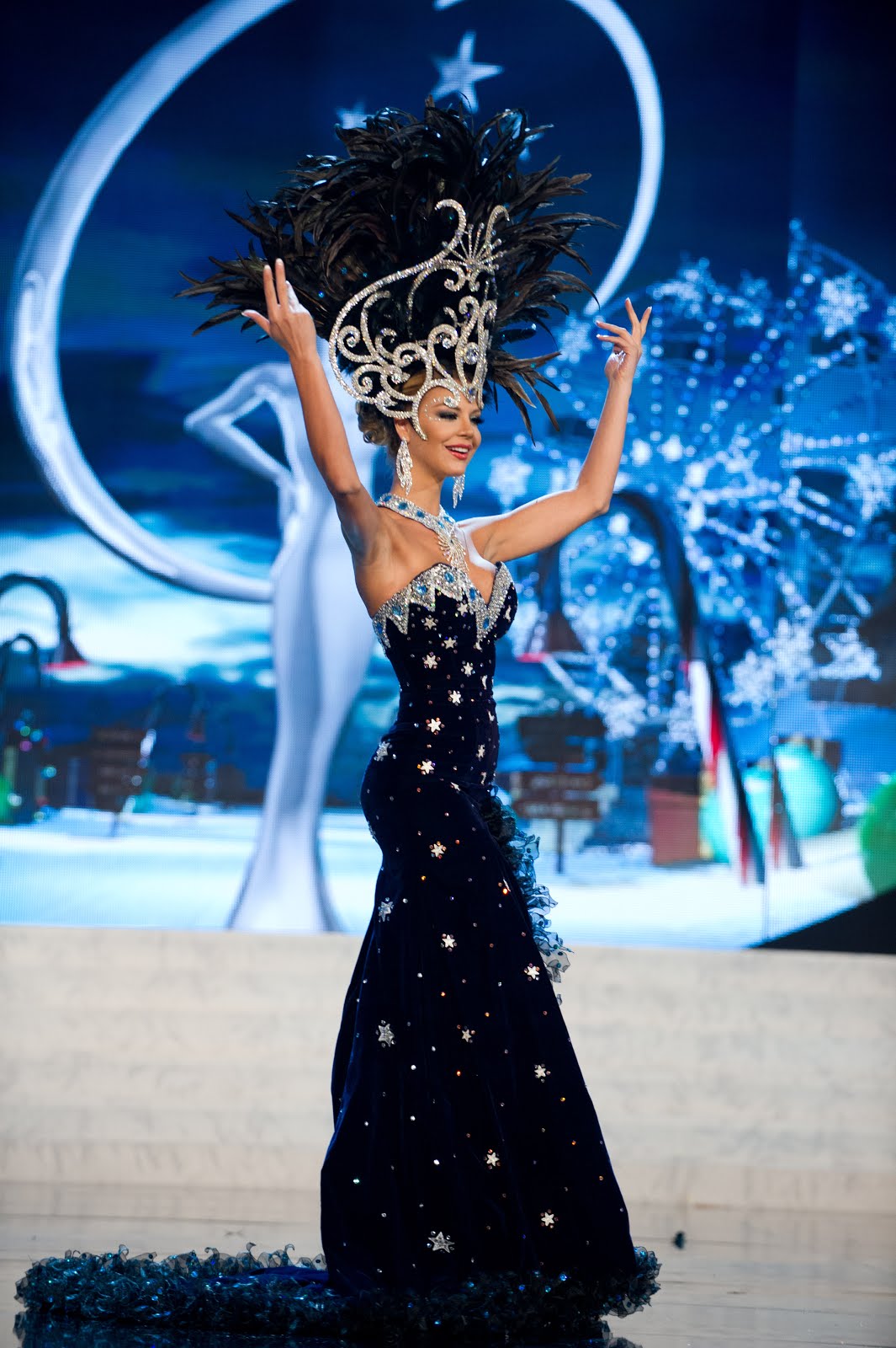 拉丁娜閣 Bellezas Latinas: Miss Universe 2012 Part 13 - National Costumes