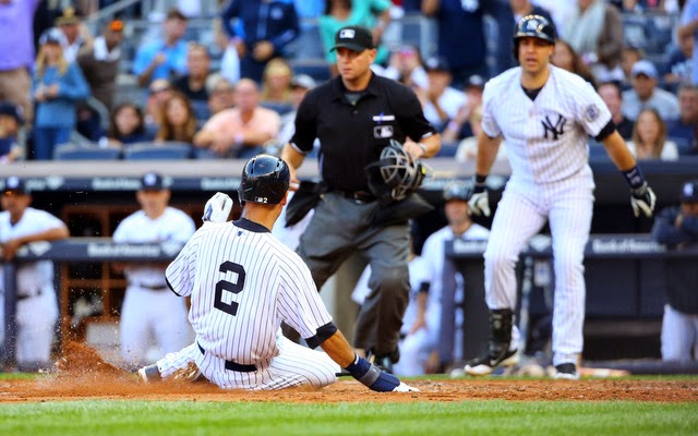 Bleeding Yankee Blue: WHEN A GLIMPSE OF JETER MEANS MORE THAN THE GAME