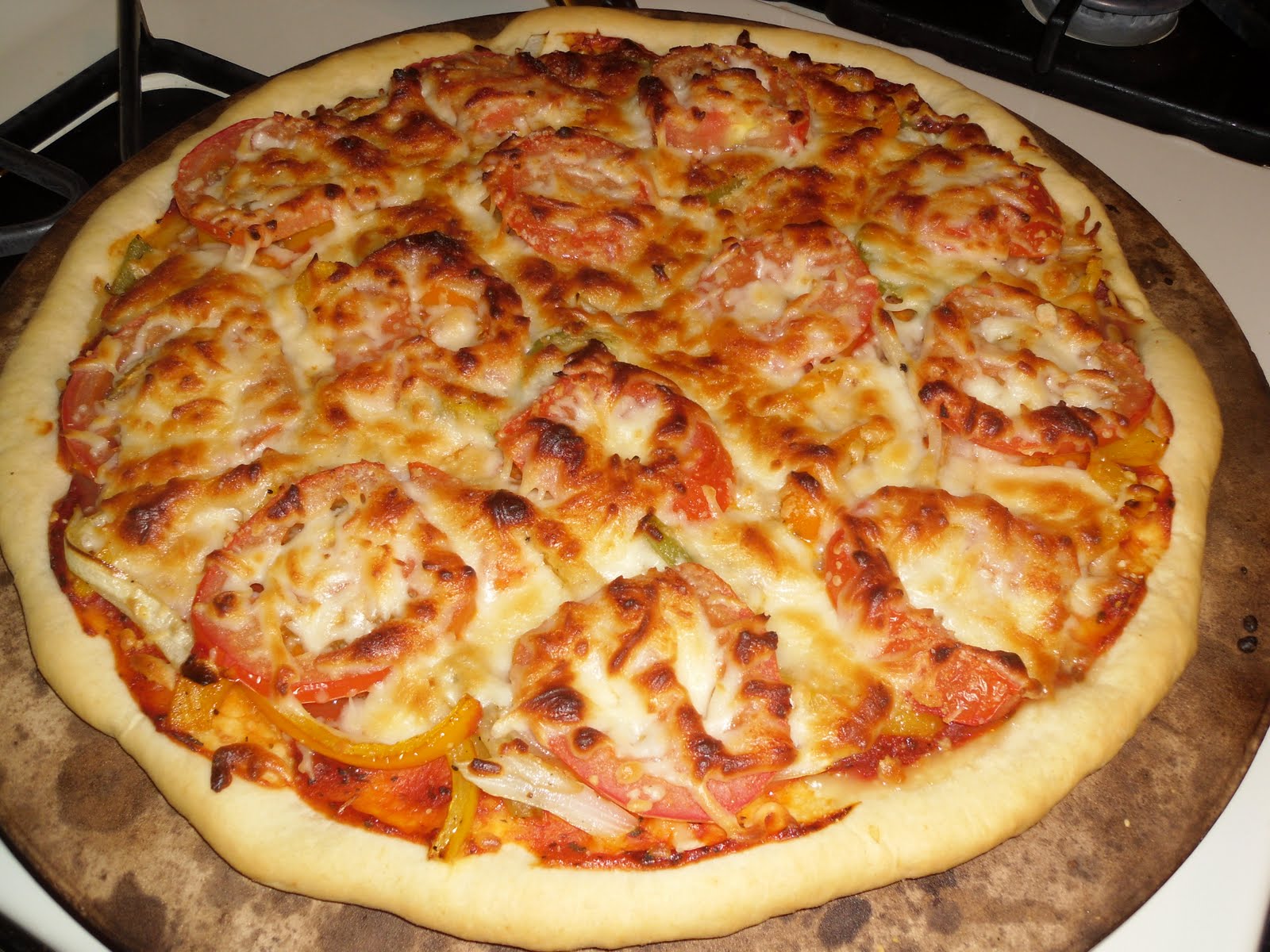 Pinch of Lime: Some Good, Old-Fashioned Pizza