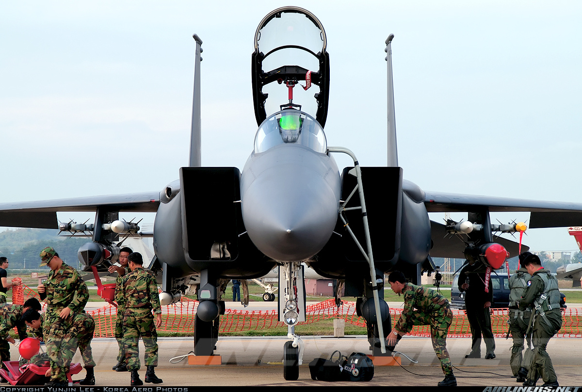 MILITARY: 대한민국 공군전투기 (F-15K)
