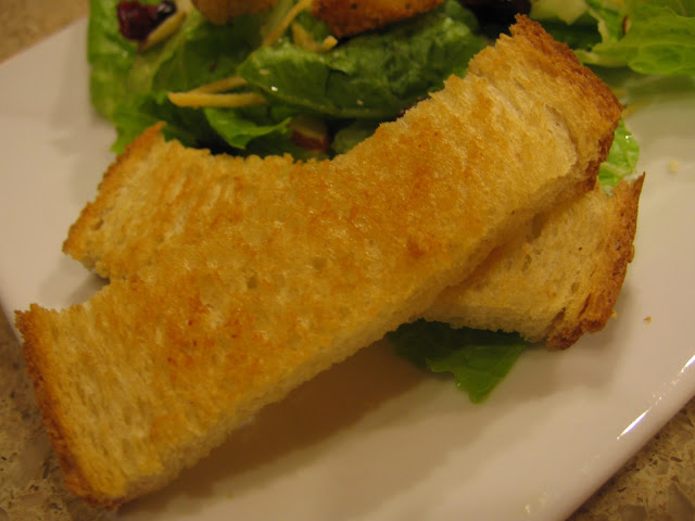 cookin' up north: Garlic Toasts