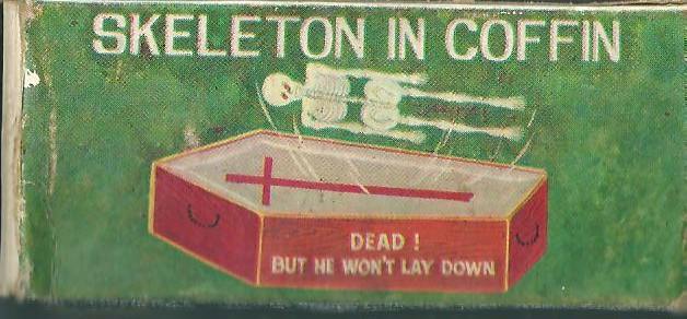 THE COBWEBBED ROOM: 'SKELETON IN COFFIN' Novelty
