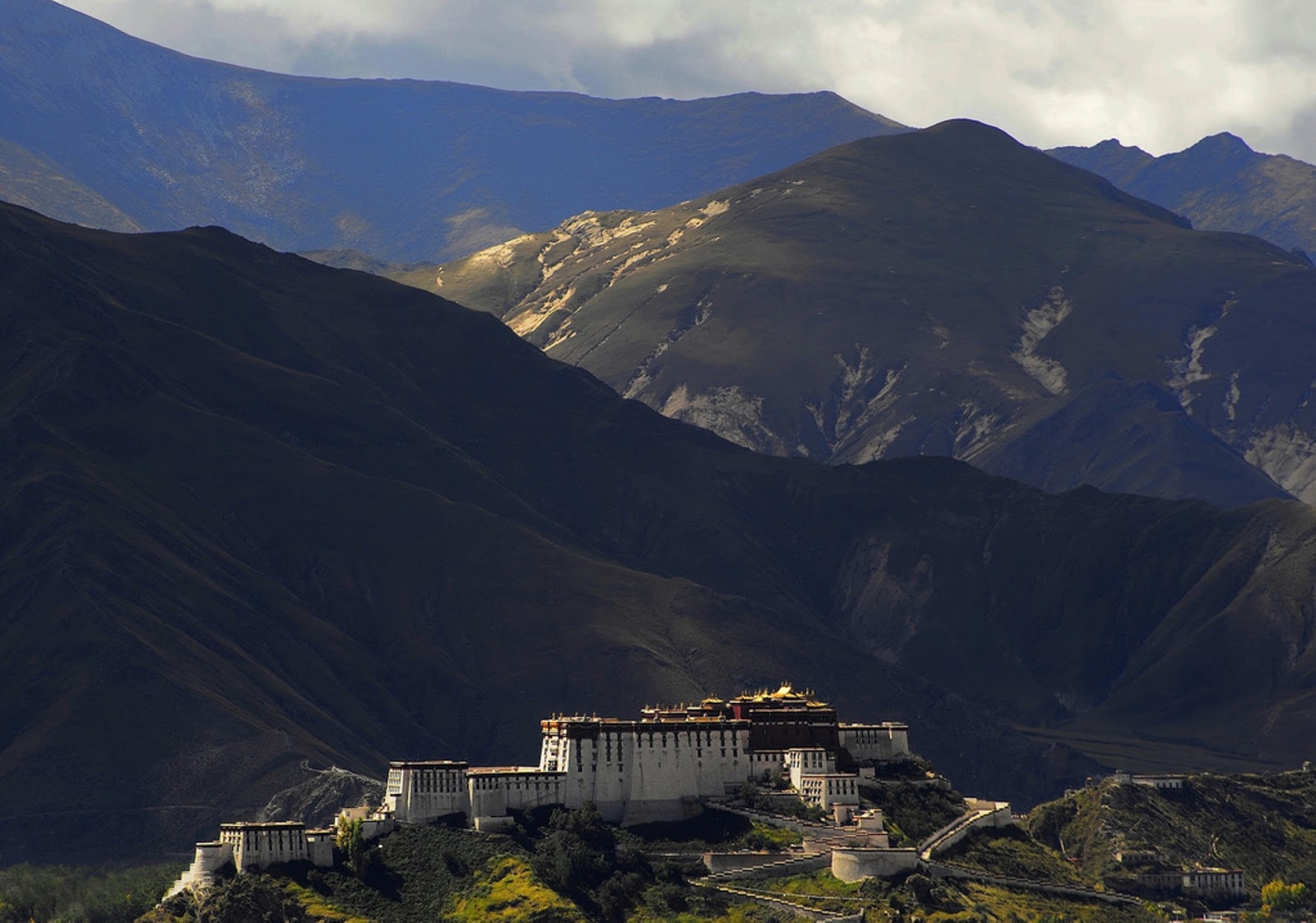Lhasa ( ལྷ་ས, 拉萨 ). A voyage to Lhasa, Tibet, China, Asia. - Online ...
