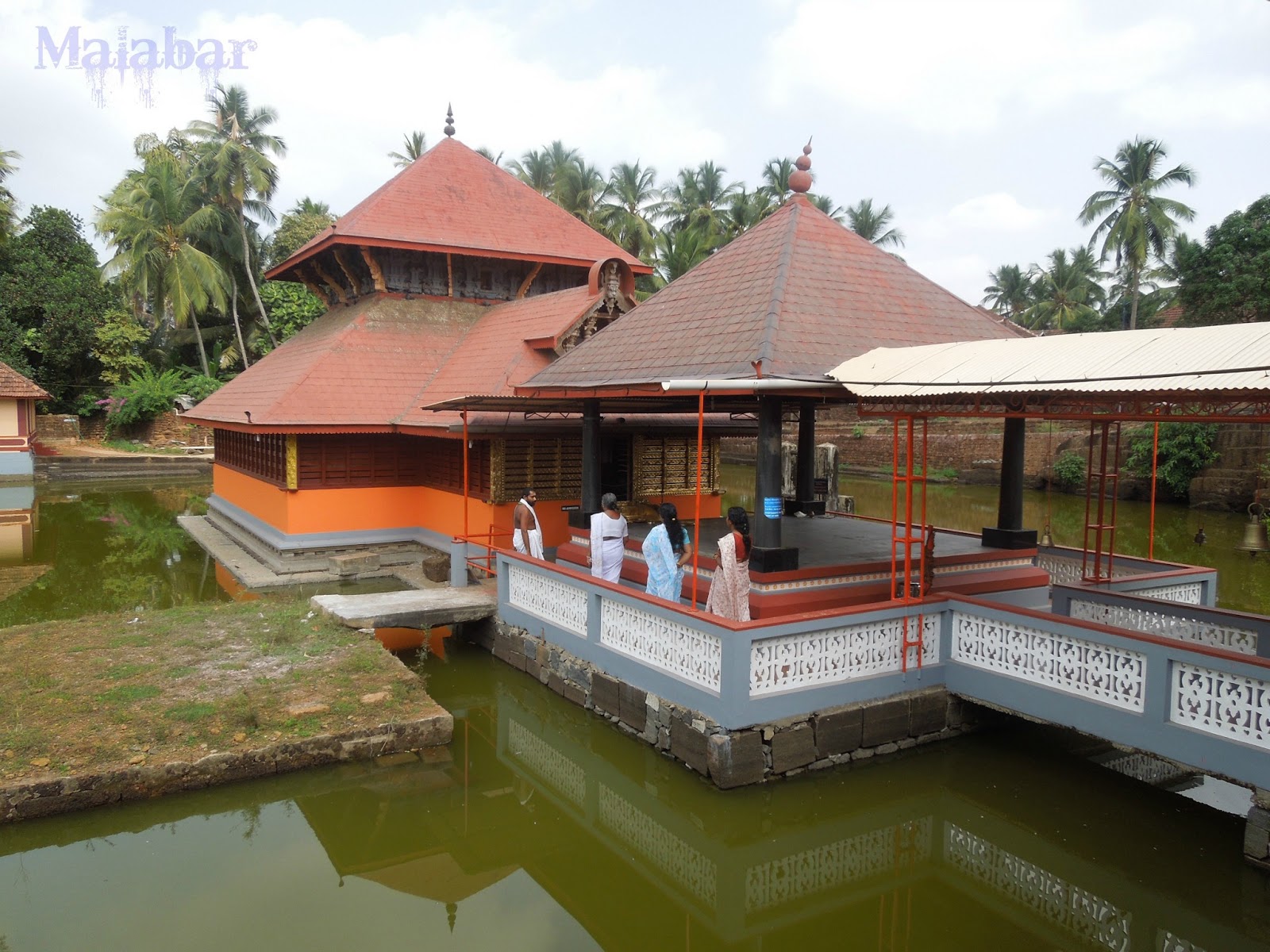 * MALABAR *: Sri Ananthapuram Ananthapathmanabha Swamy Temple, Kasargod