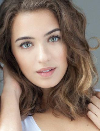 A Bela do Domingo: Juliana Boller