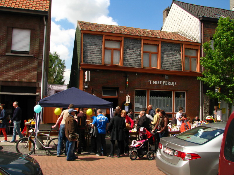 LB55'55-Emiel-on-the-blog: Hemiksem - Rommelmarkt - 't Nief Perdje