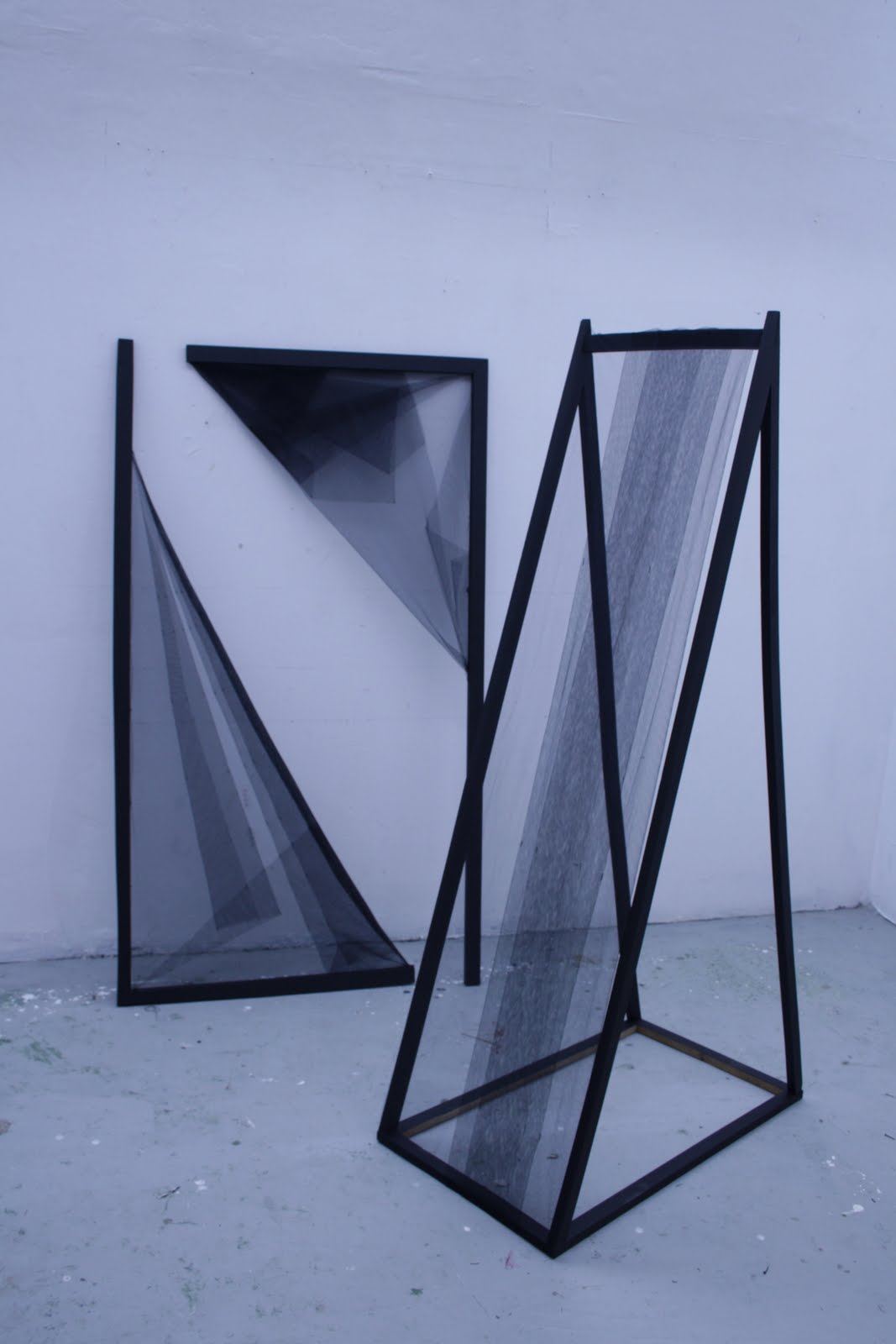 ∇∆∇: free standing triangle sculpture