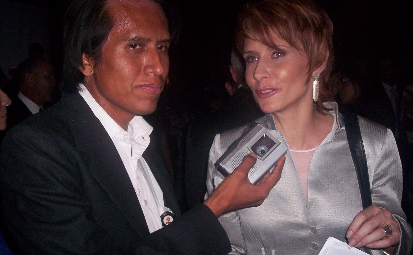 Antonio Morquecho: ANTONIO MORQUECHO FELICITA A 10 en Punto, con Denise ...