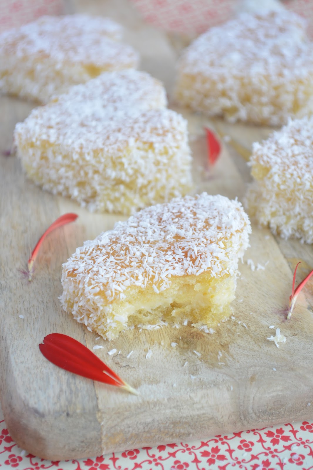 SugarTam Blog de Postres: Pastelitos de Crema y Coco