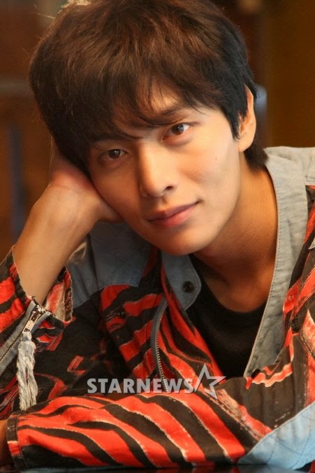 Supercel: Miss Change (2013)