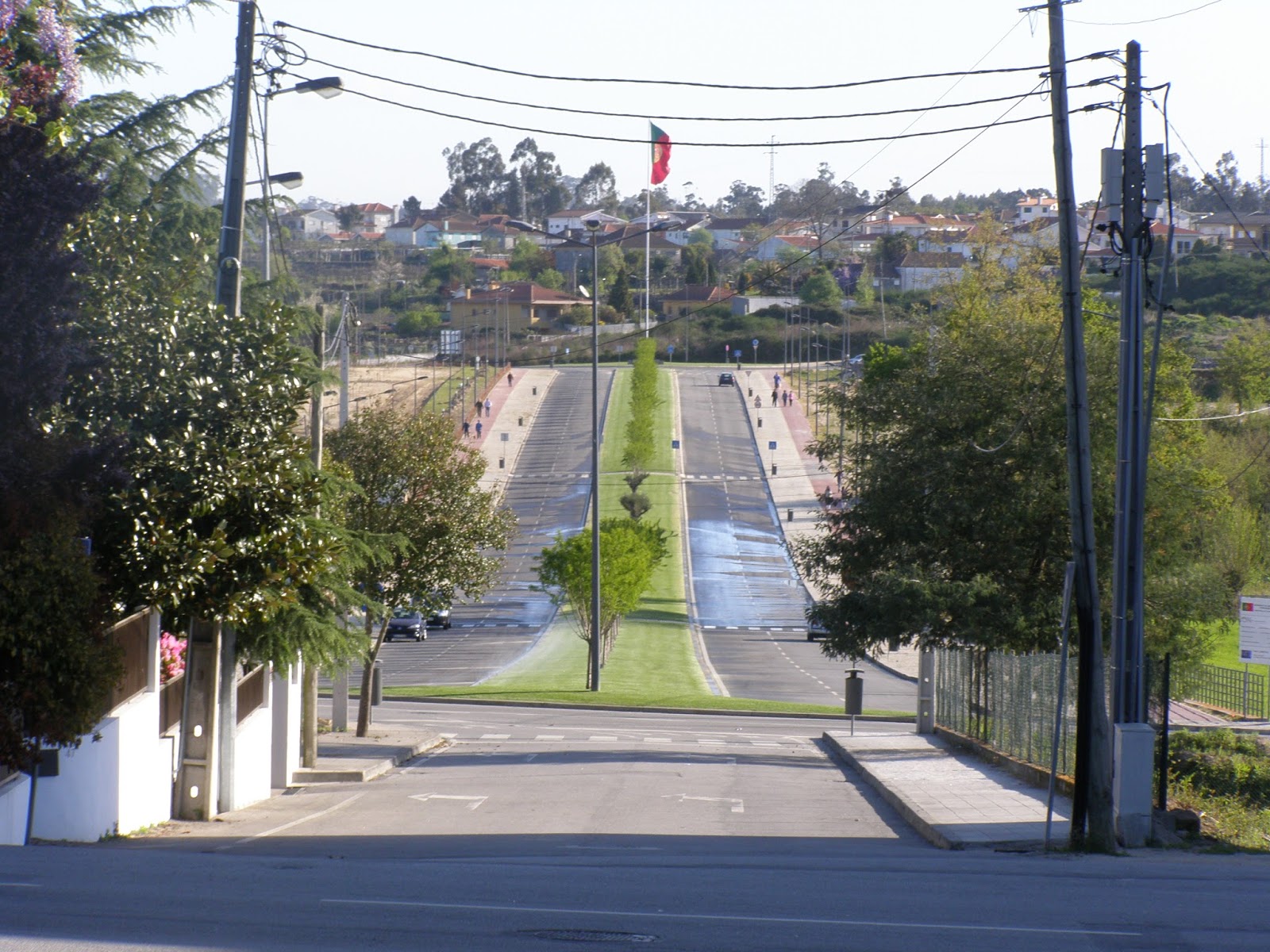 Portal AuToCaRaVaNiStA: PAREDES - PORTO
