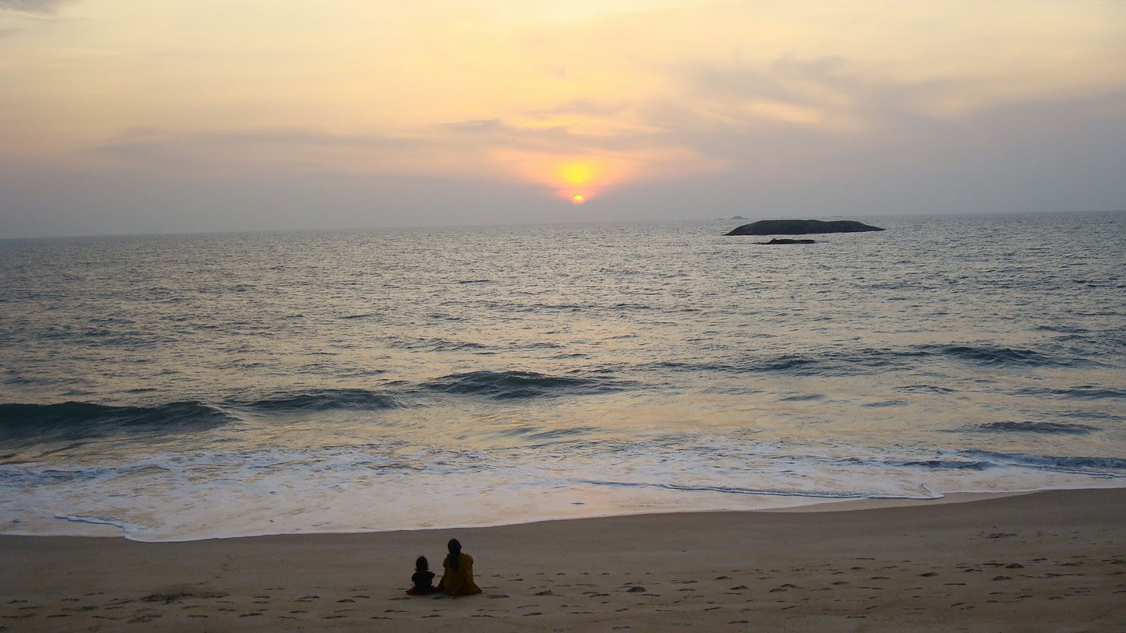 YENNAAR: Mattu Beach