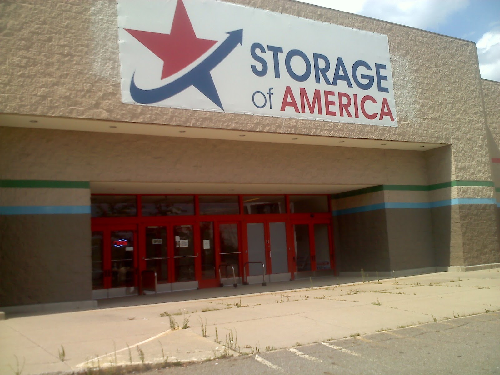 Dead and Dying retail: Rolling Acres Mall in Akron, Ohio