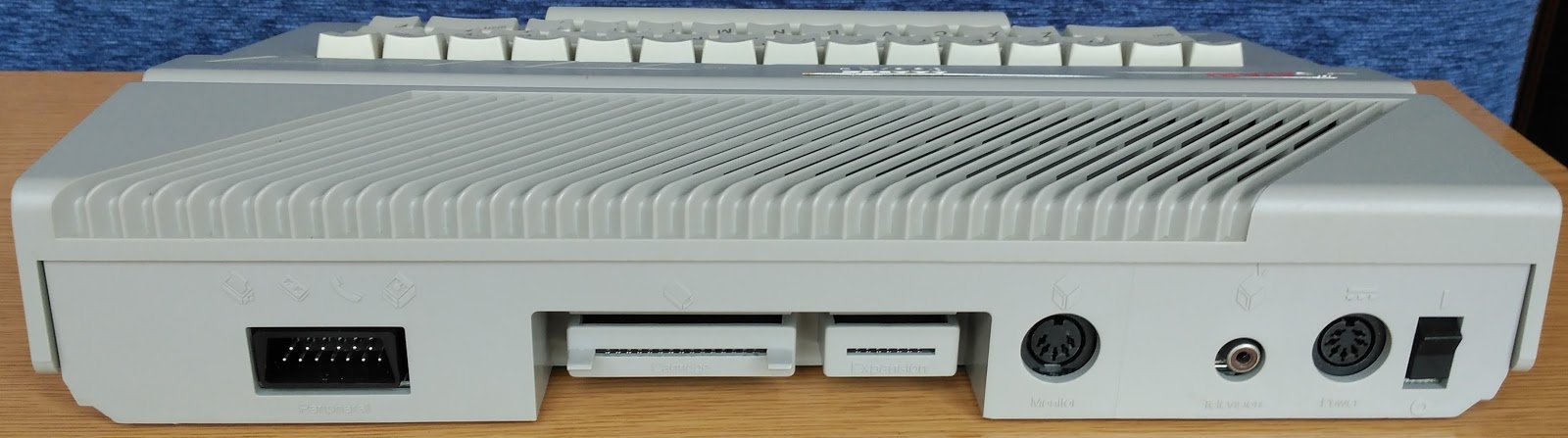 Retro Ordenadores Orty: Atari 800XE (1985)