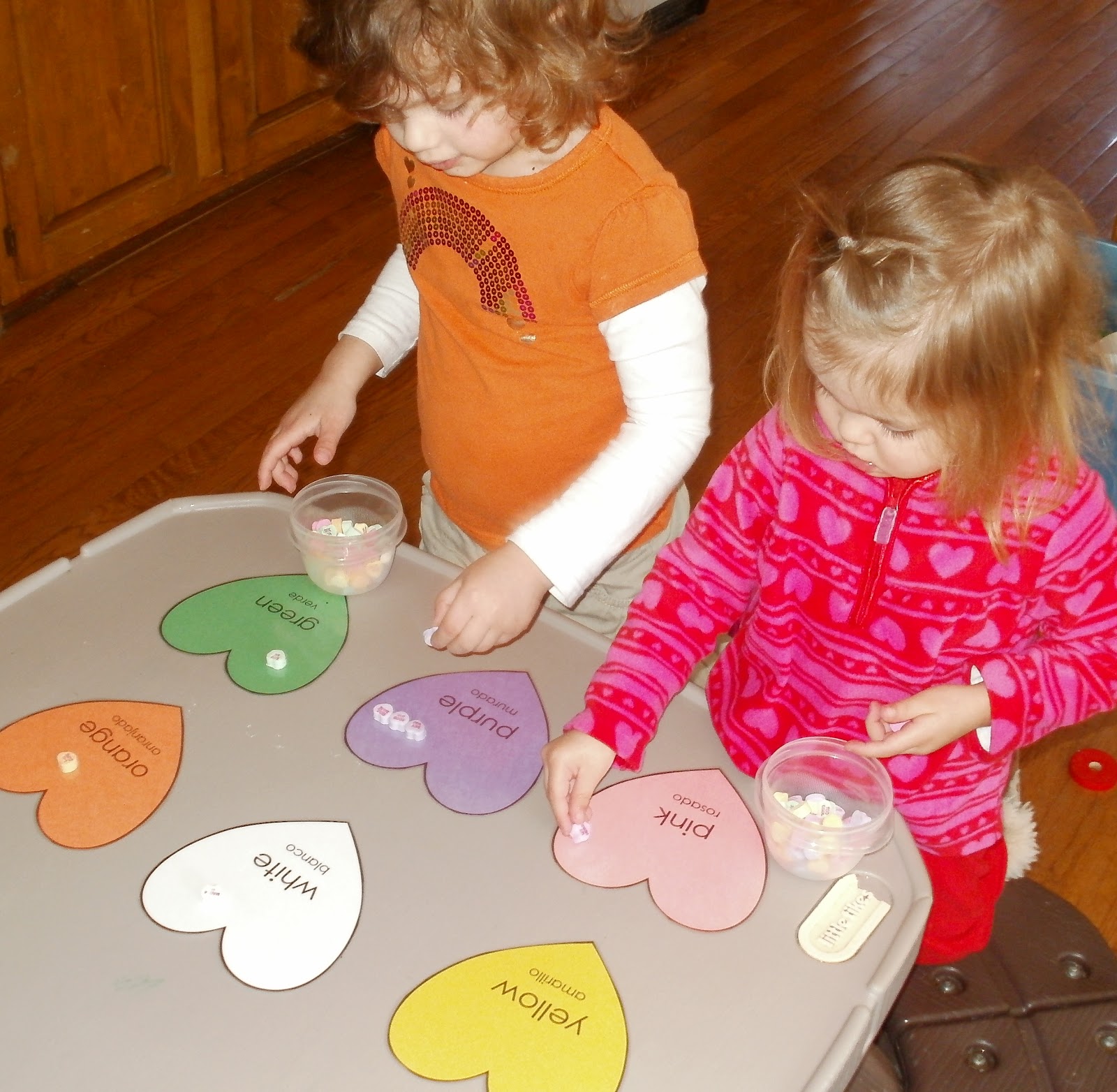 Little Stars Learning: Color Hearts Sorting