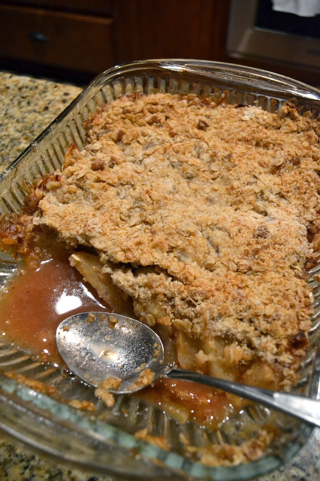 Classic Apple Crisp - Miss Crystal