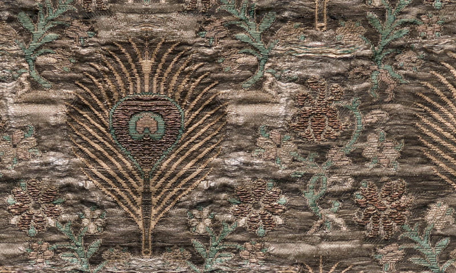 Zoë Design: Day 143 ~ Wallpaper-a-day "Peacock Textile"