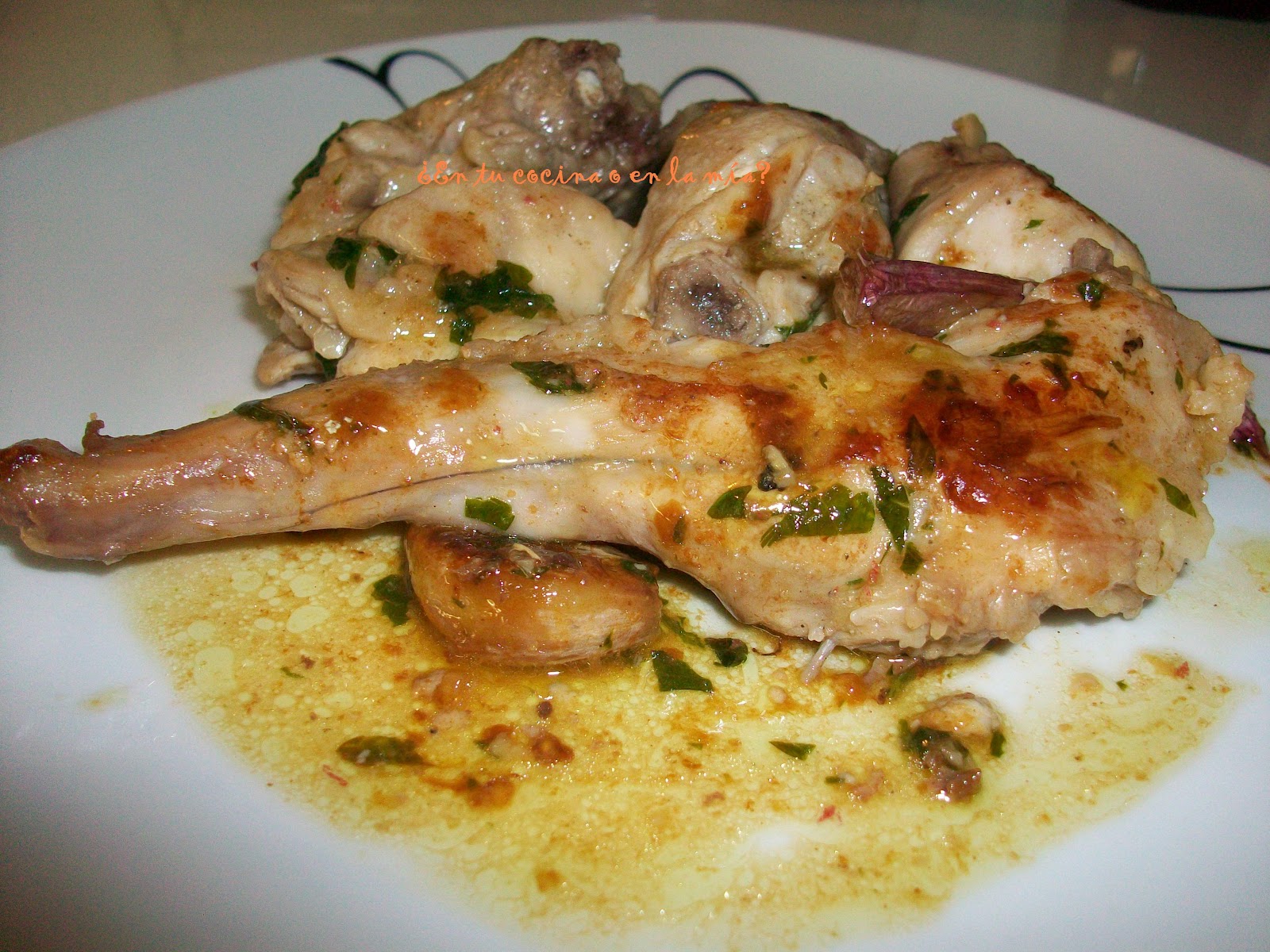 ¿En tu cocina o en la mía?: CONEJO AL AJILLO