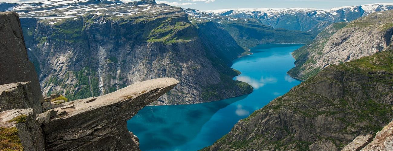 Gaya Terbaru 33+ Gambar Tebing