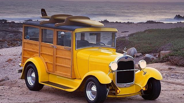 20 of the Coolest Vintage Surf Wagons ~ Vintage Everyday