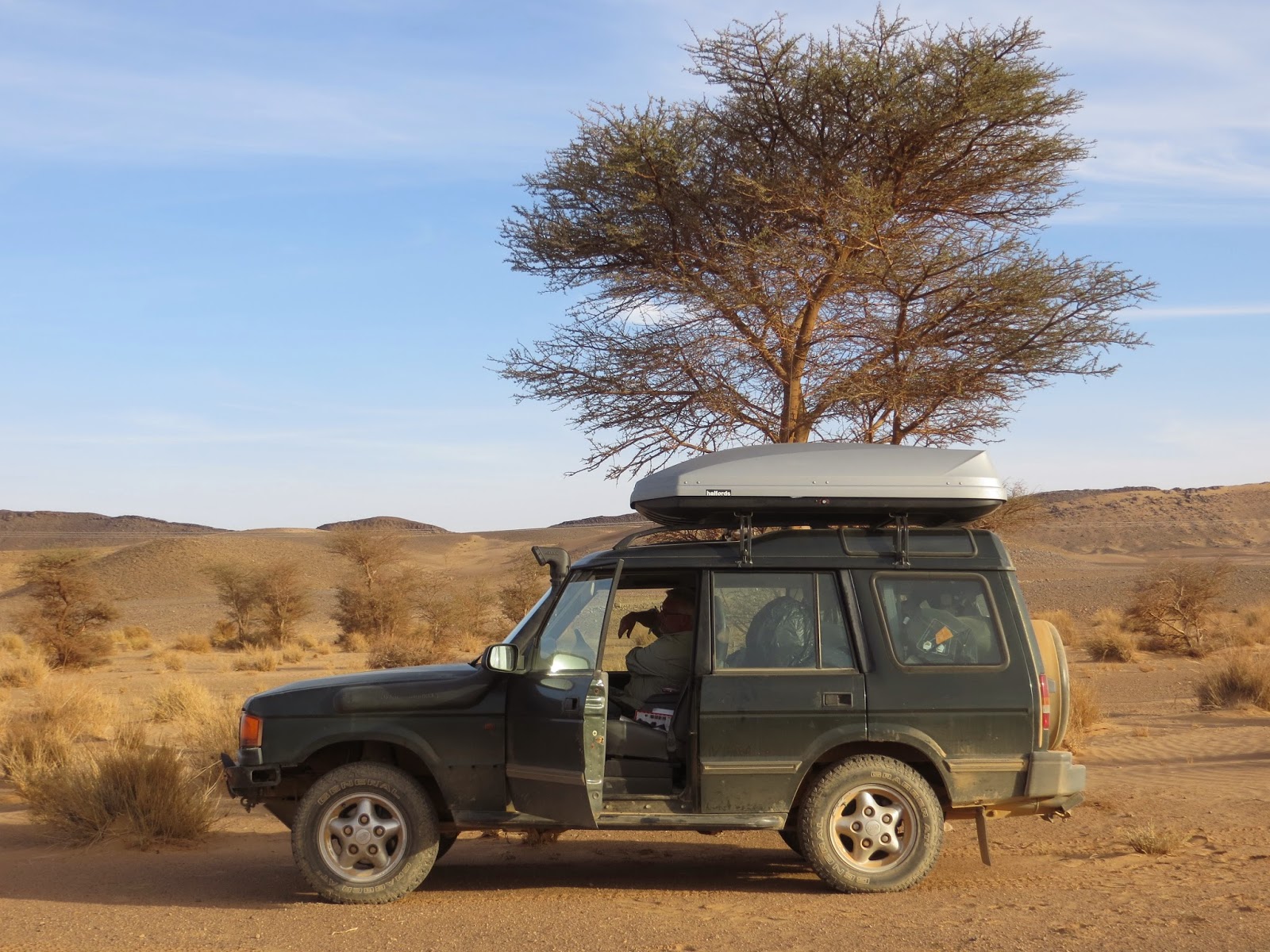 "Living with Larry" my Land Rover Discovery 1 300TDI and overland ...