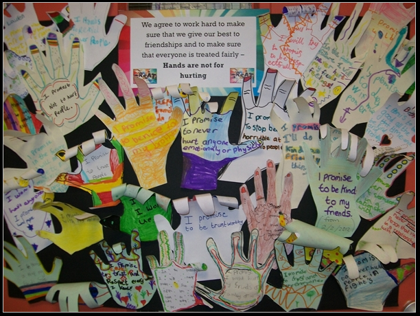 Creative Teaching Displays: PSHE Window Display - Relationships