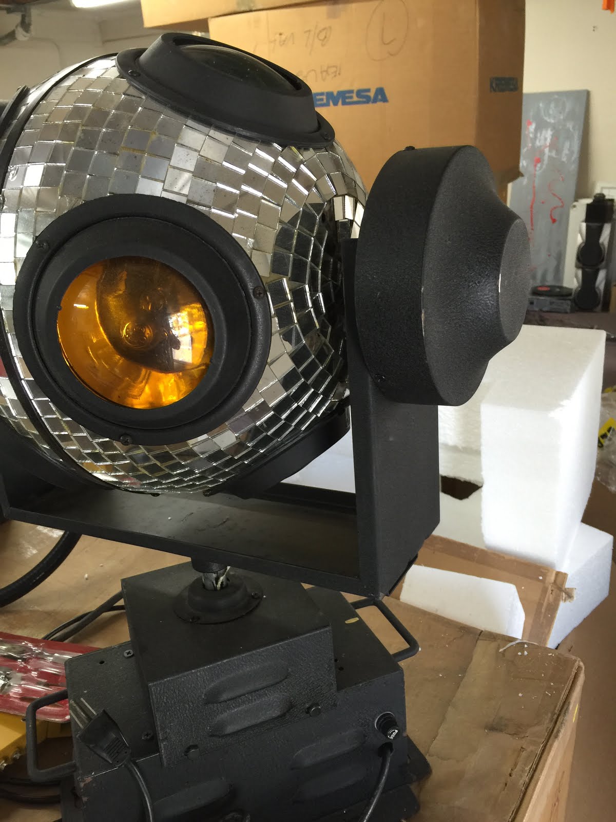 Vintage club lighting: December 2016