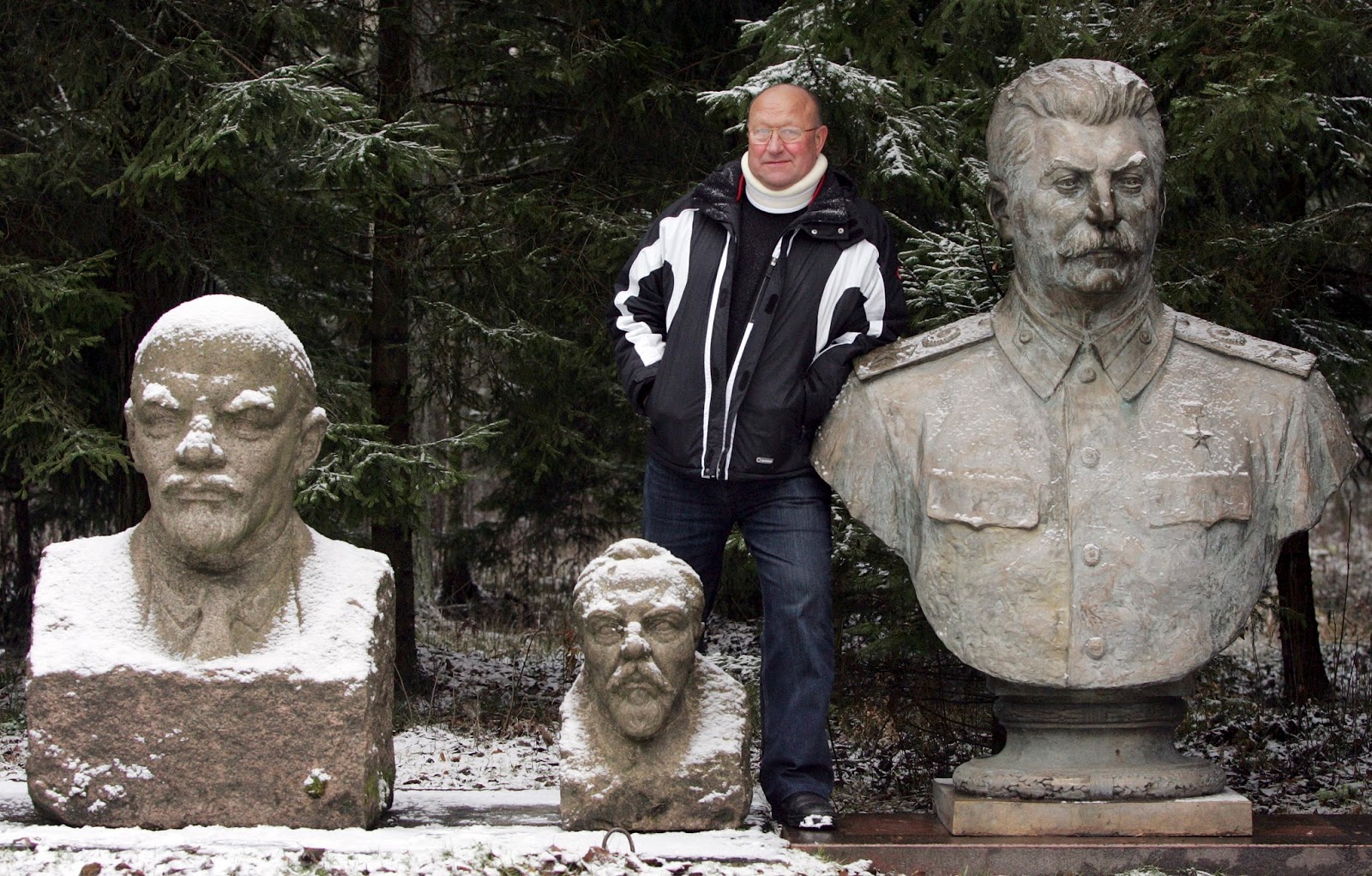 Quirky theme parks. Stalin World in Lithuania