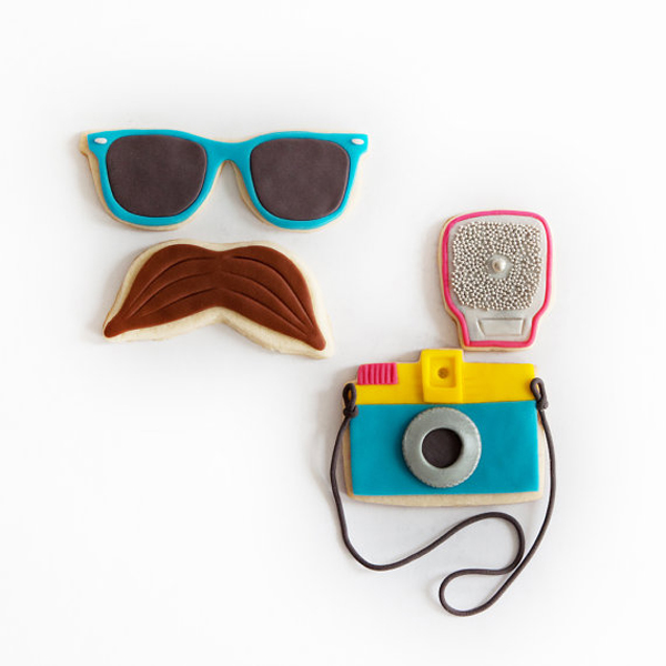 Black*Eiffel: Rad Cookies by Manjar