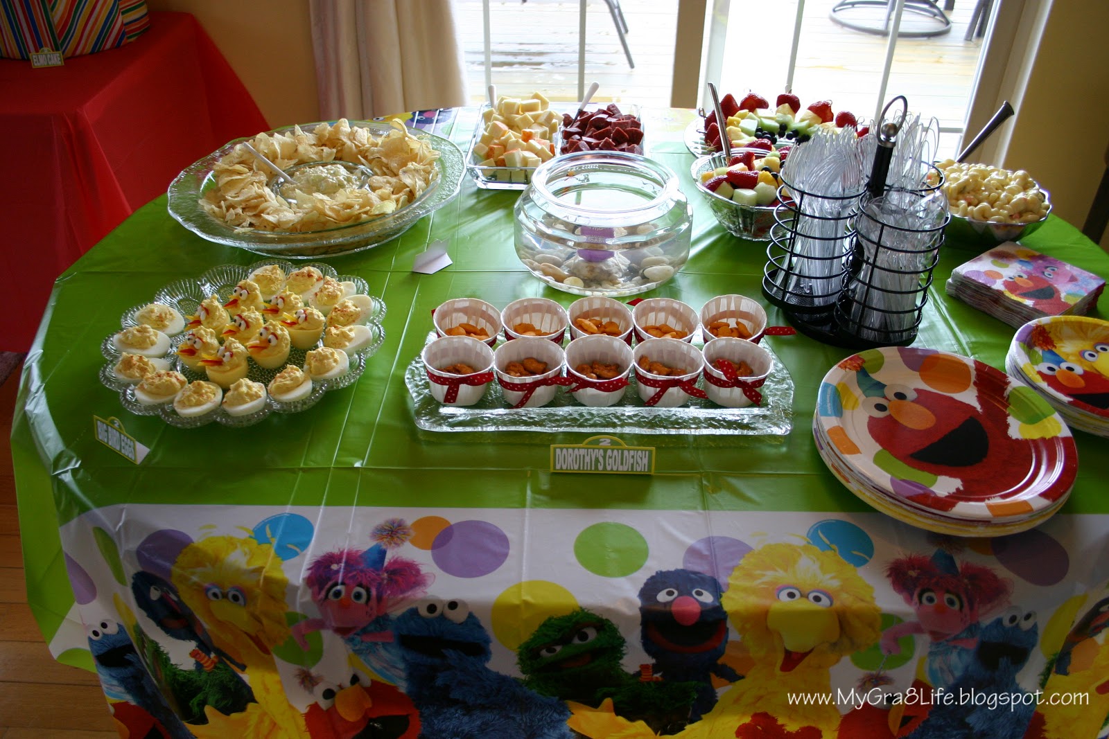 My Gra 8 Life: Elmo Party!