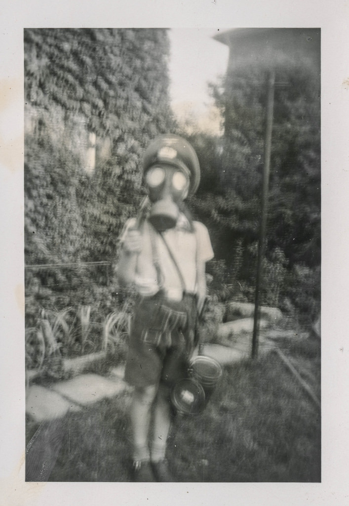 These 50 Creepy Vintage Photographs From the Early 20th Century Will ...