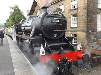 Sam's World: NYMR: The "North Yorkshire Pullman" Dining Train...