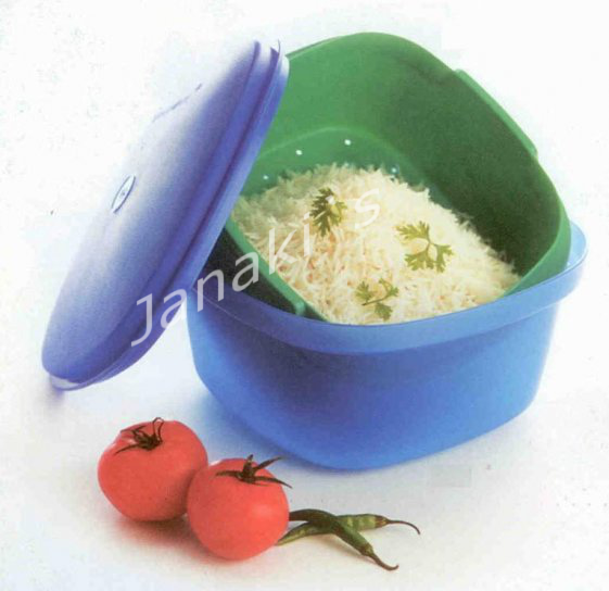 Janaki`s Tupperware: Tupperware Multi Cook
